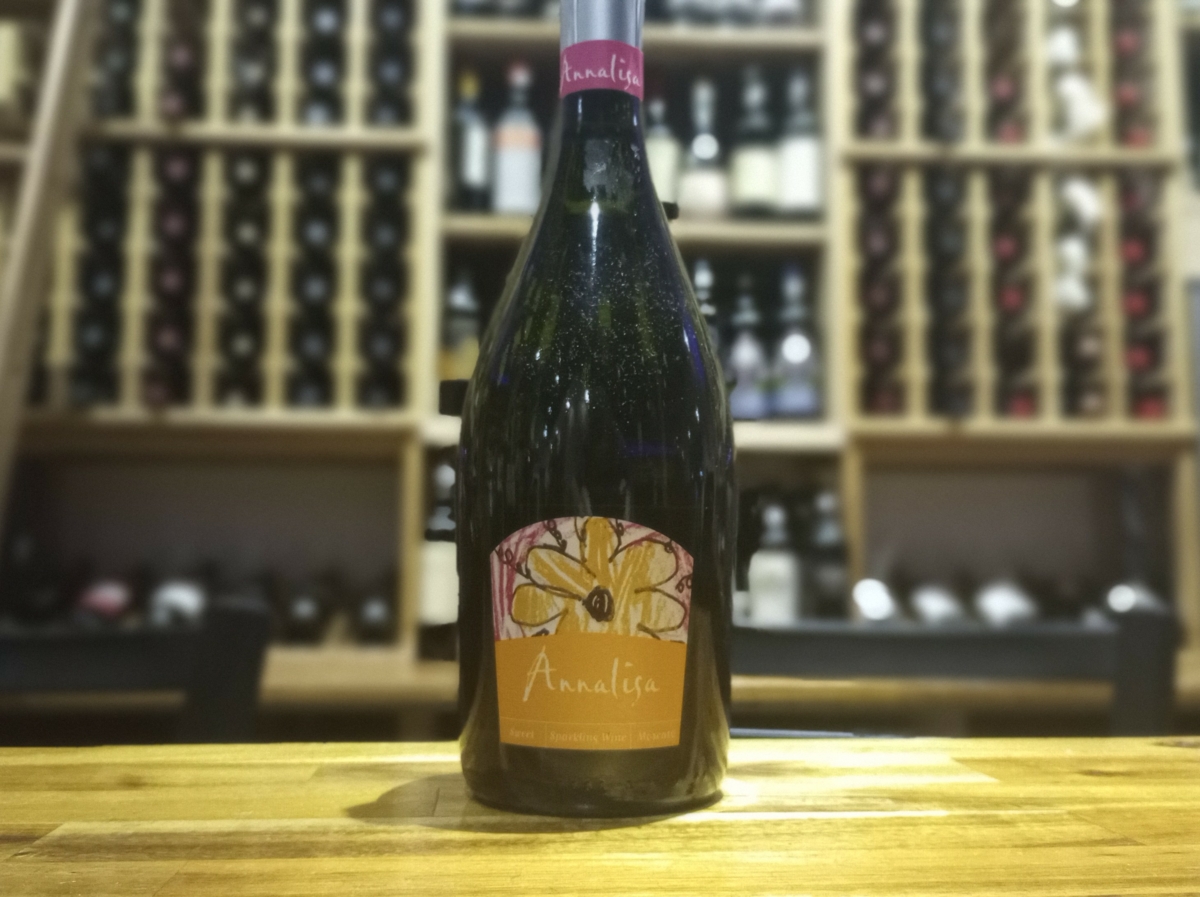 Annalisa Sparkling Moscato Review