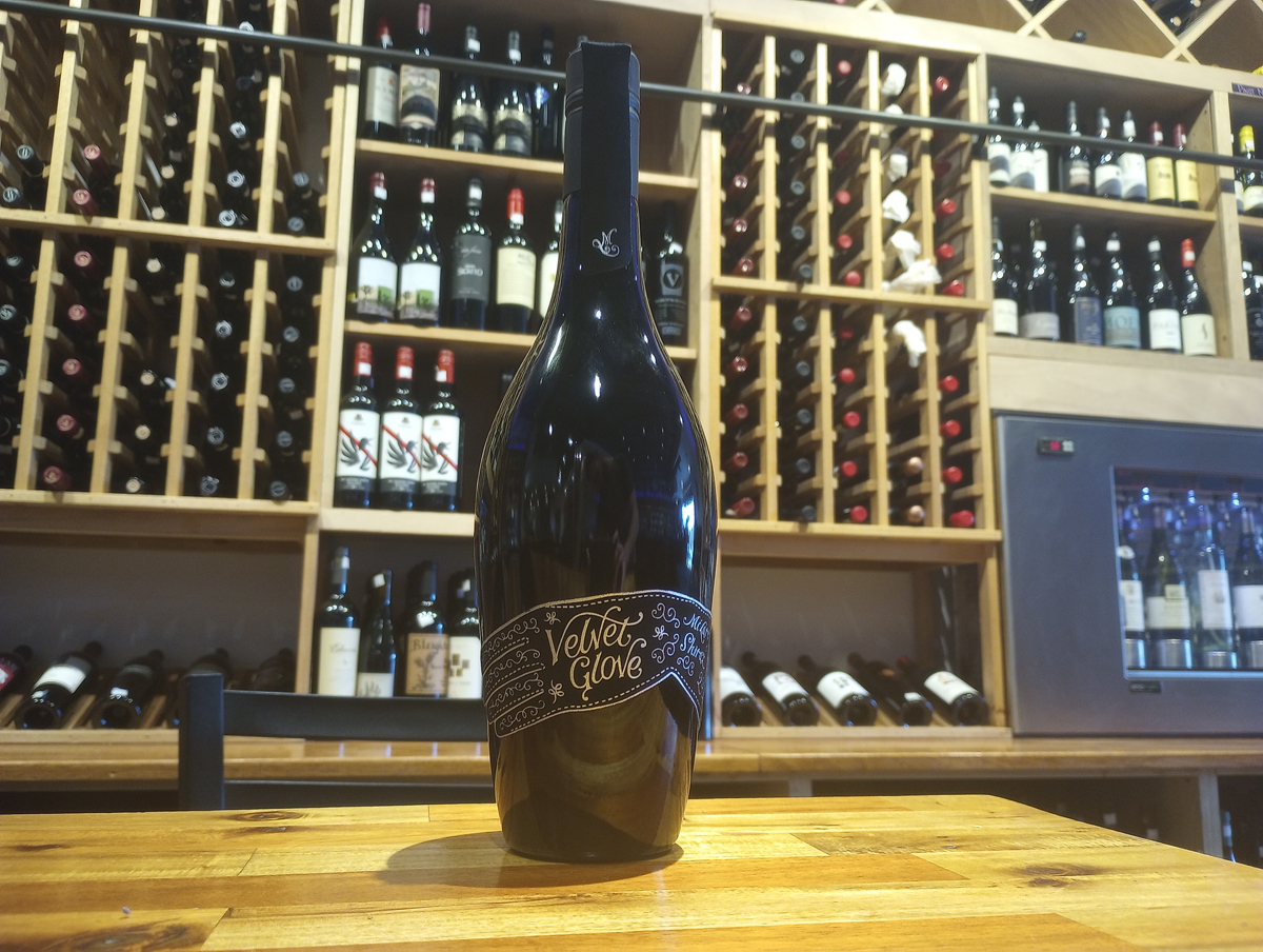 Mollydooker the Velvet Glove Shiraz Review